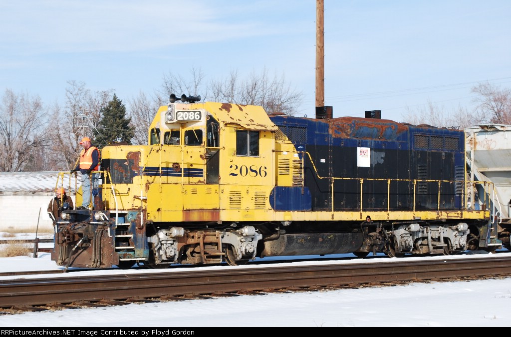 WTJR 2086 on Idaho Northern and Pacific